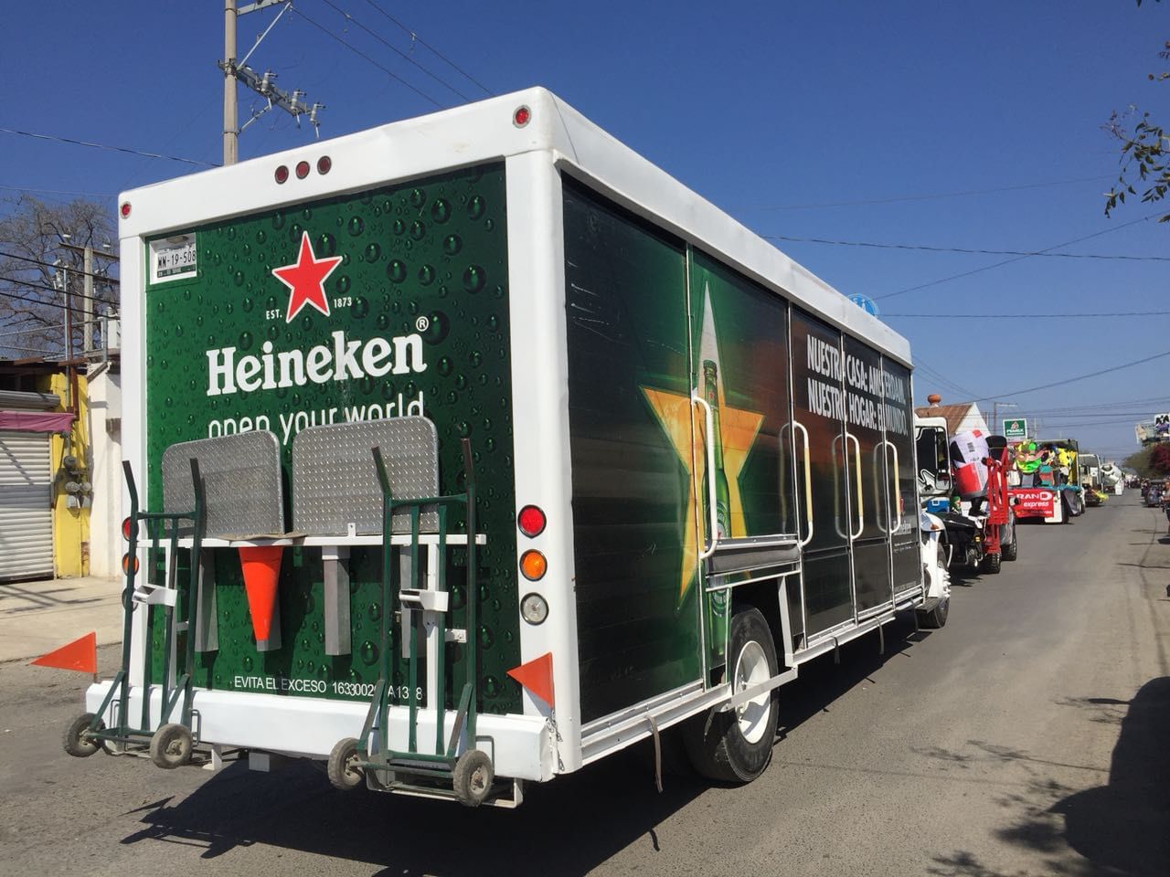 Qué es este mugrero?”