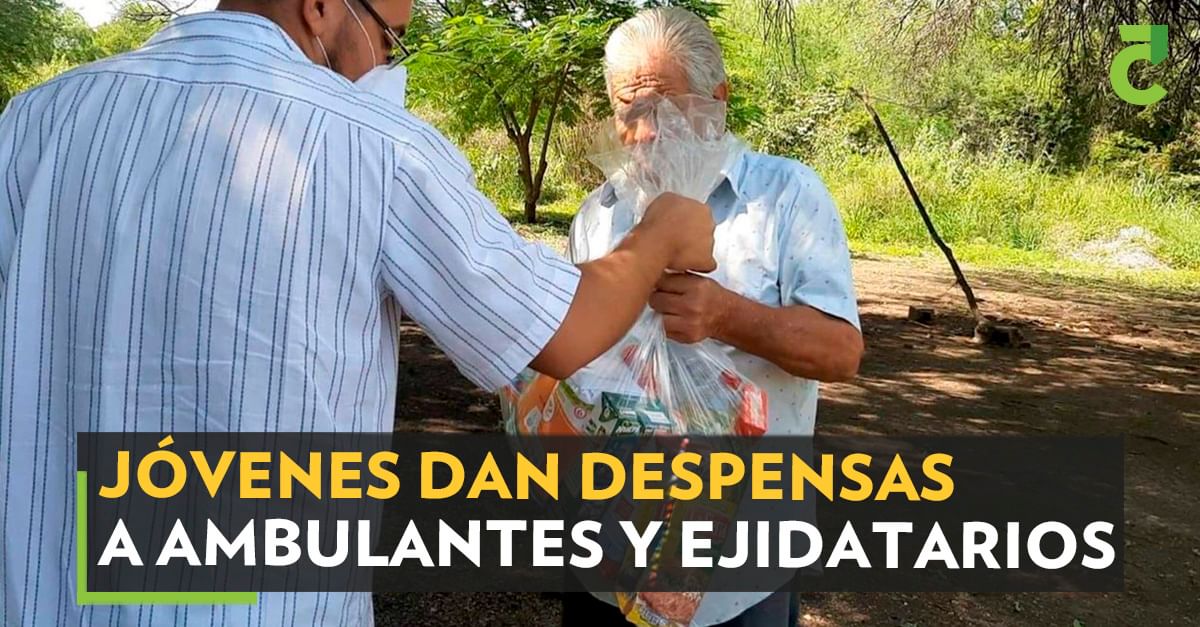 Jóvenes dan despensa a ambulantes y ejidatarios