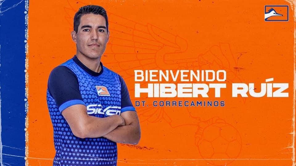 Aquí se retiró como jugador hace 4 meses y aquí debutará como entrenador
