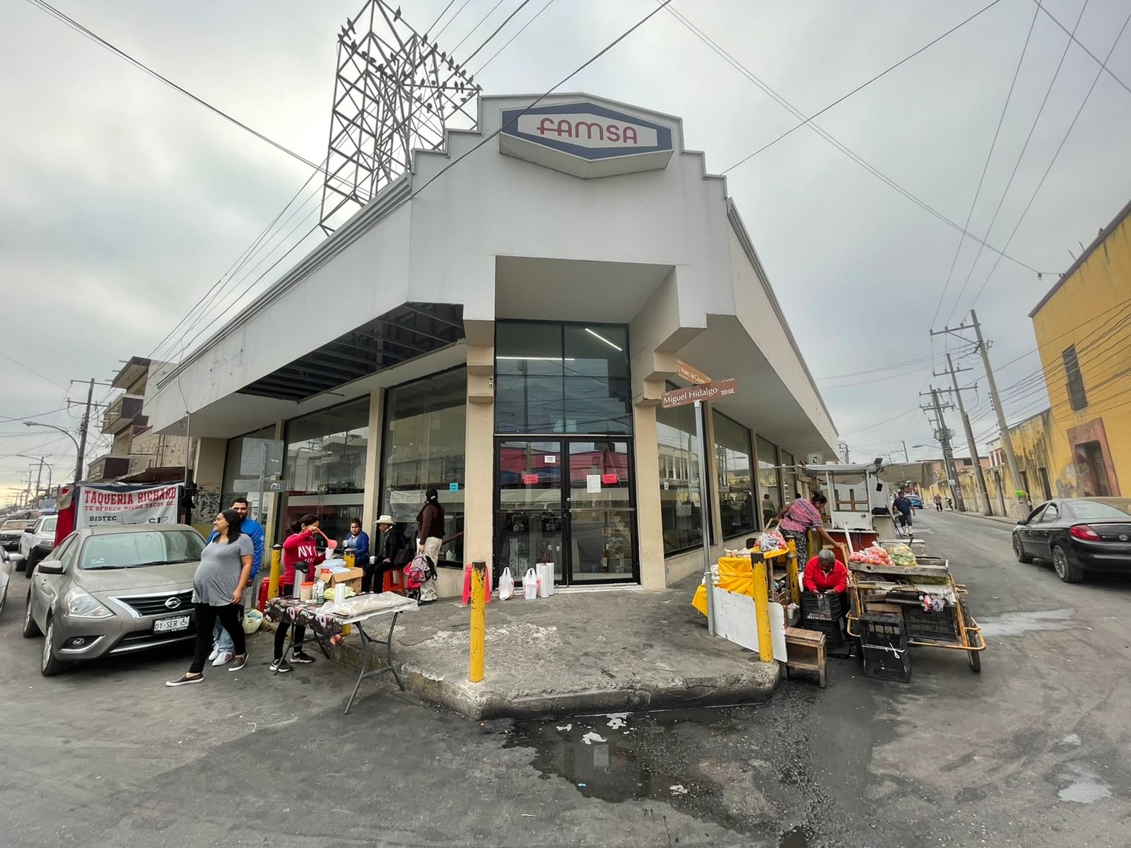 Famsa cierra sus sucursales en Victoria