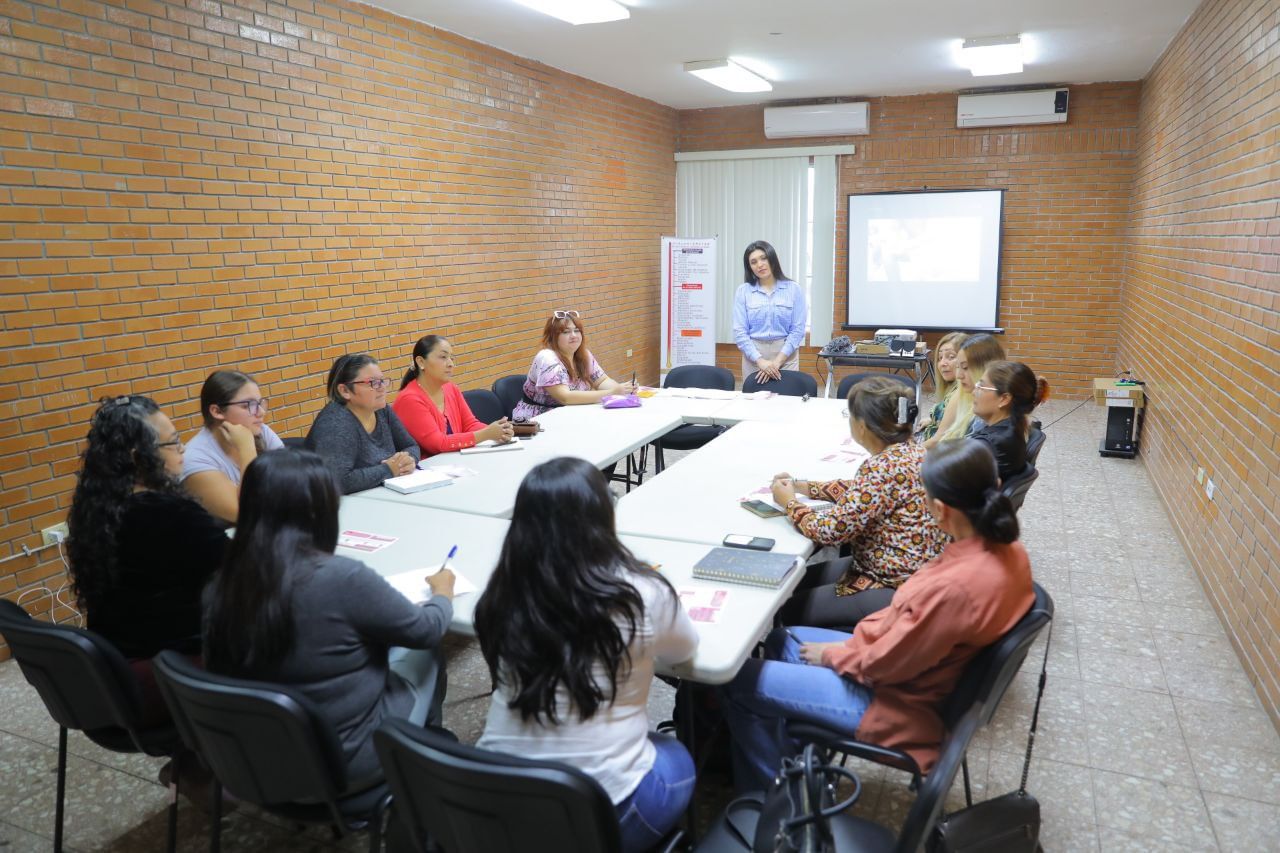 INICIA INMUJER ACTIVIDADES DE CARTELERA NARANJA 2023