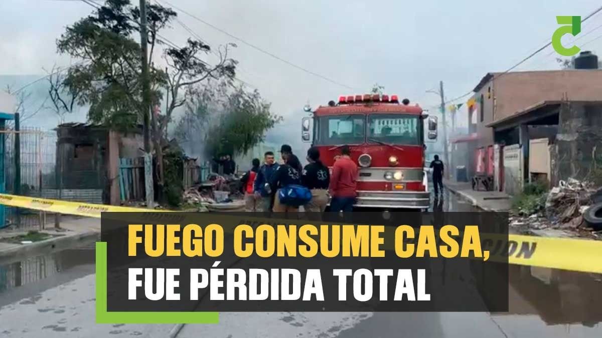 Fuego consume casa, fue pérdida total