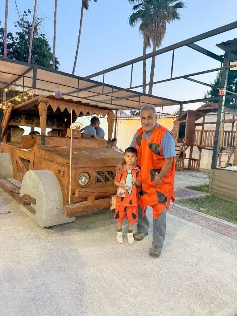 ¿Nuevo Laredo o Piedra Dura?, tronco móvil recorre sus calles