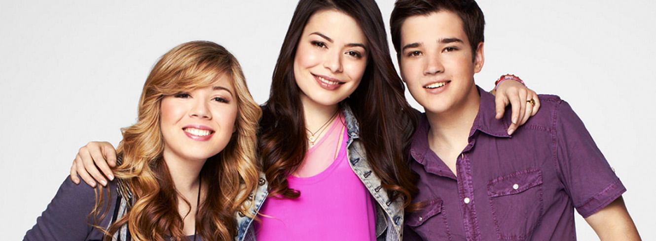 Comparten candentes fotos de protagonista de ‘iCarly’