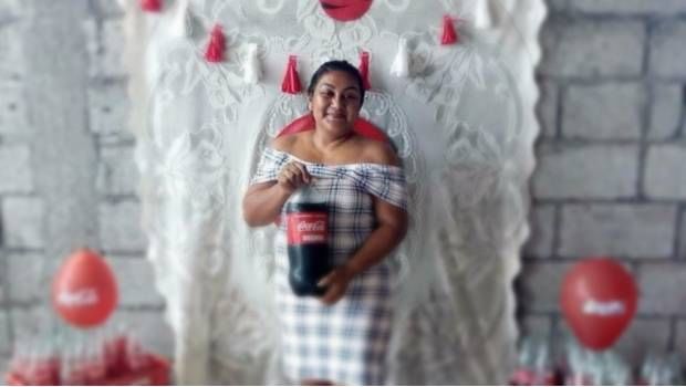 Celebra cumpleaños con temática de Coca Cola