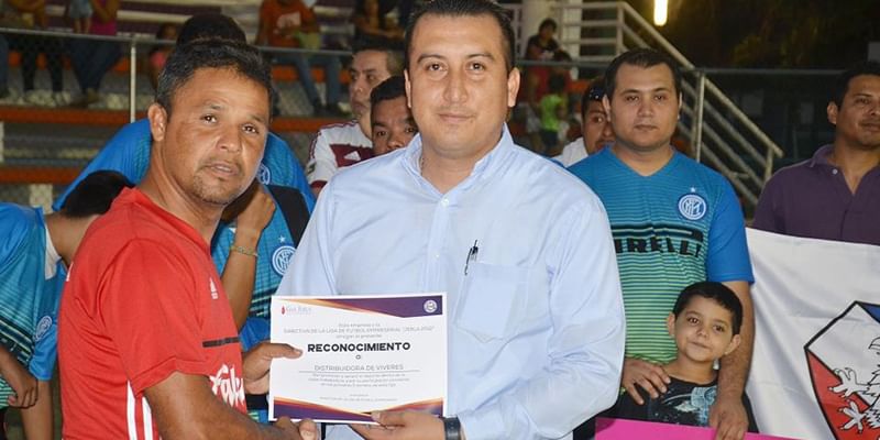 Inauguran futbol empresarial