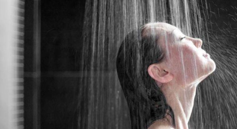 ¿Sabes cuántas veces te debes bañar a la semana?