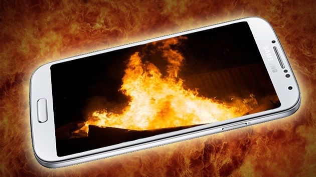 ¿Qué hacer si tu celular se incendia?
